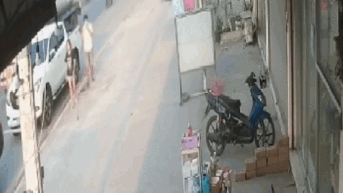 Mỹ công bố video nghi phạm đặt bom ở trụ sở đảng Cộng hòa và Dân chủ