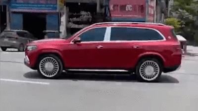 Tòa nhà sở hữu kiến trúc siêu thực, méo mó kỳ dị như…bộ não