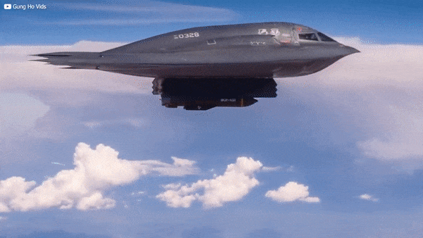 Điều gì làm nên sức mạnh 'quái vật tàng hình' B-2 của Mỹ?